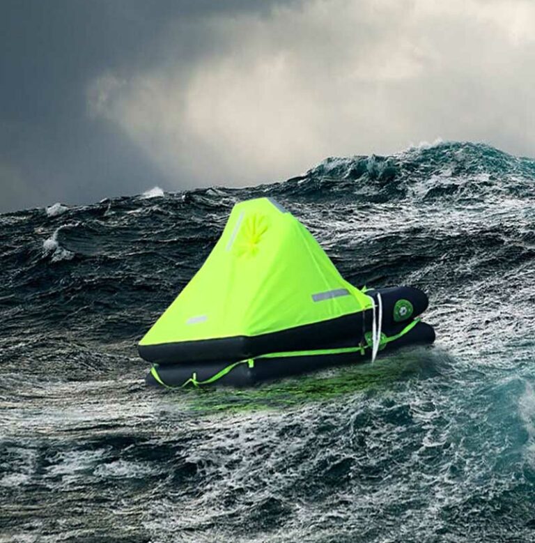 Comment choisir son radeau de survie ? - Comptoir Nautique